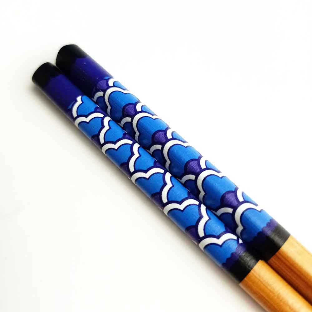 Palillos estampado japonés